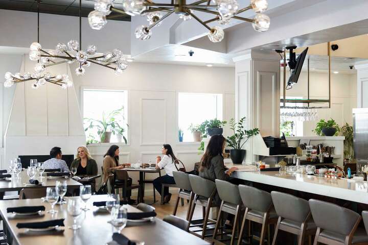 AB 671 aims to streamline building permits for California restaurants