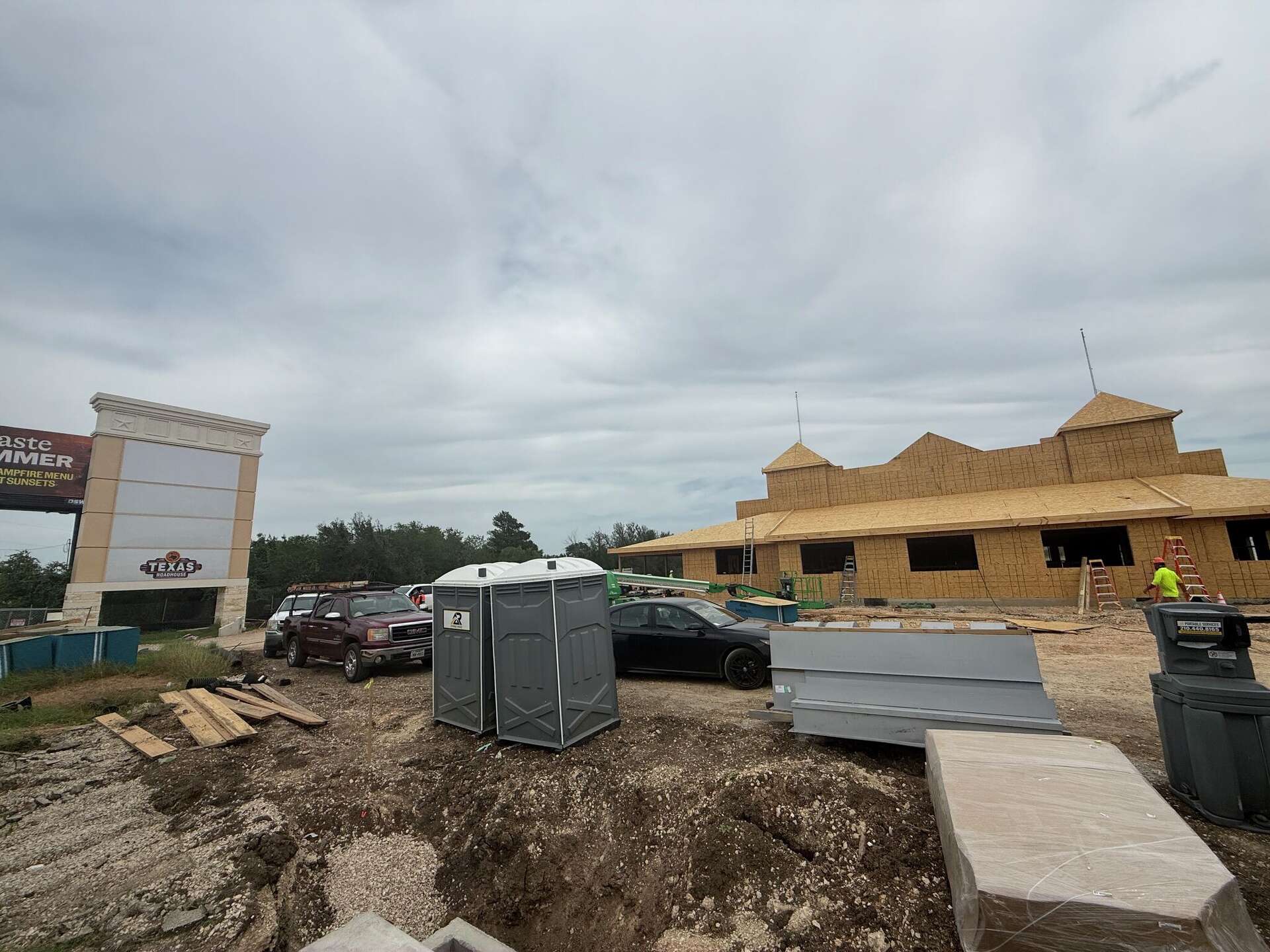 Texas Roadhouse finally begins construction in New Braunfels