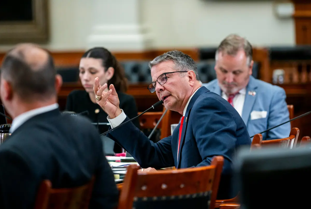 Texas Senate committee doubles down on THC ban