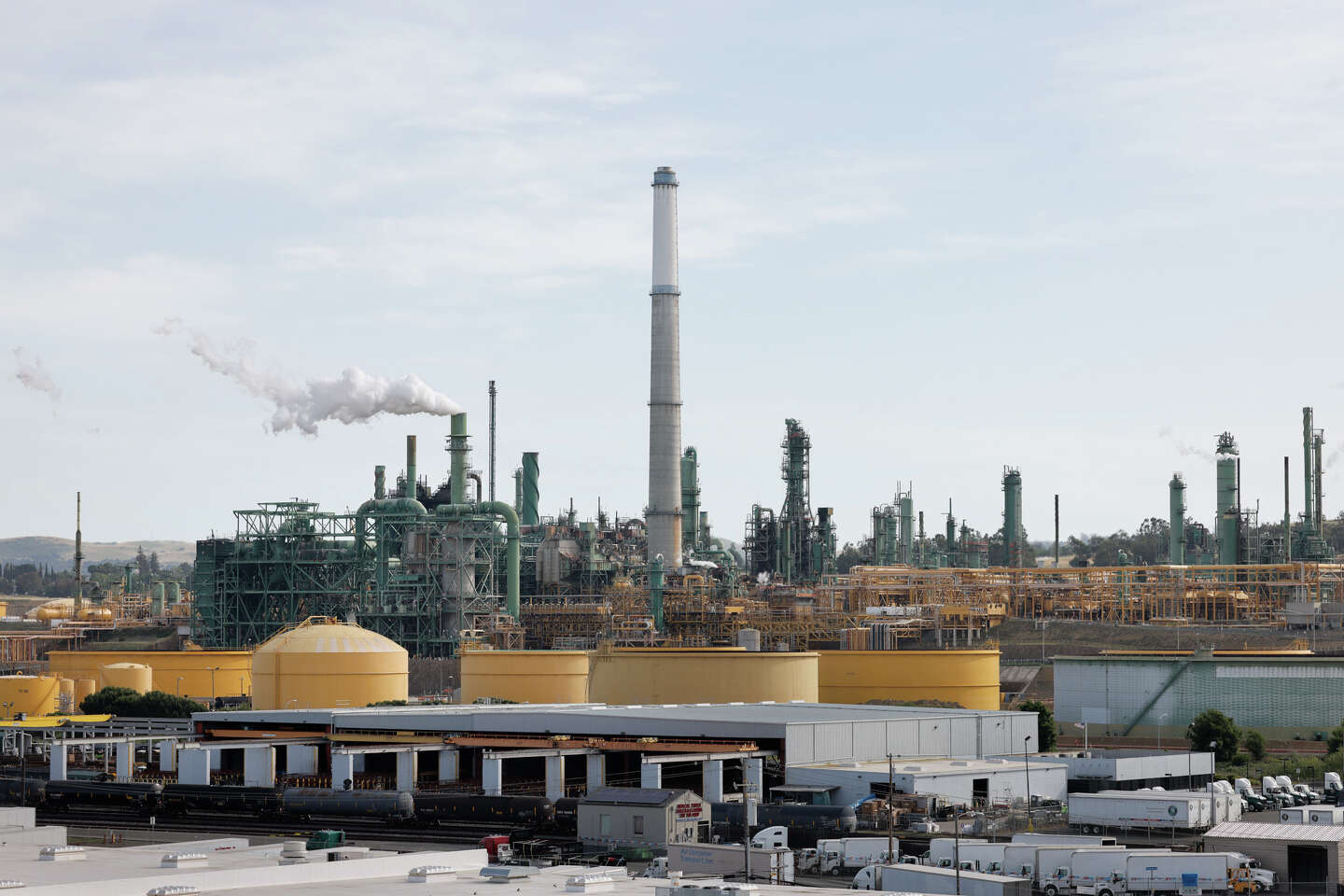 Valero could get California bailout to stave off plant shutdown
