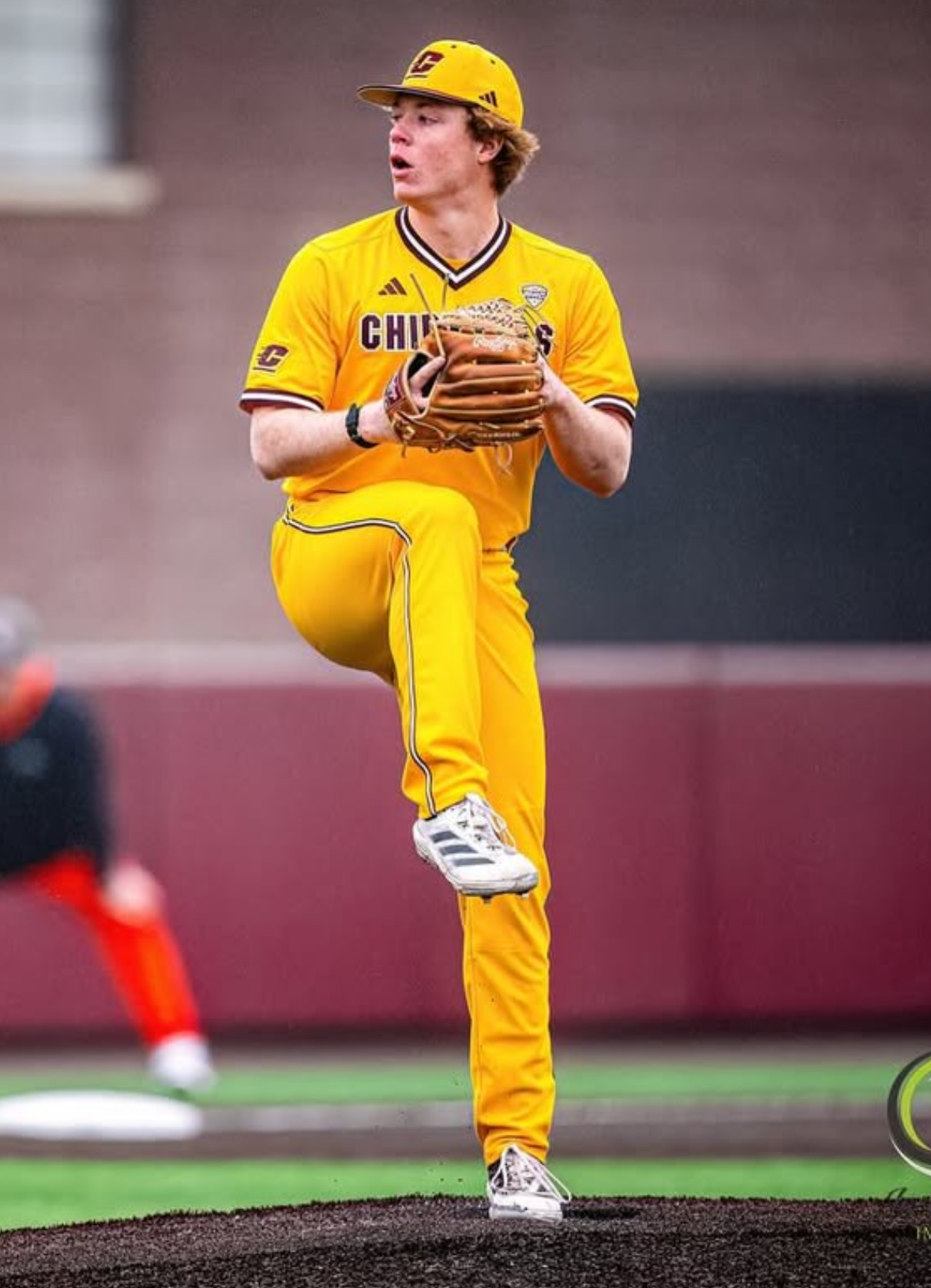Max Hammond throws one-hitter