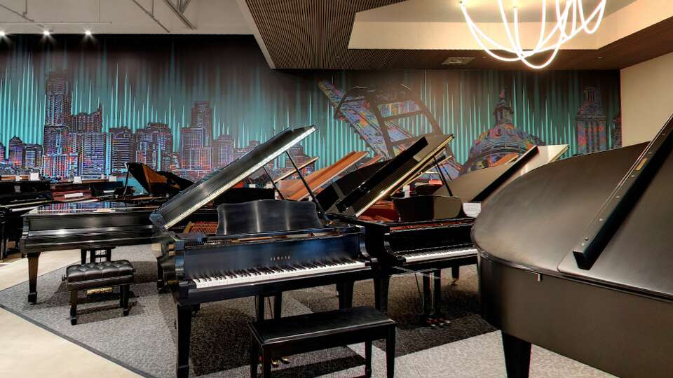 Strait Music Company thrives in Austin post flagship closure