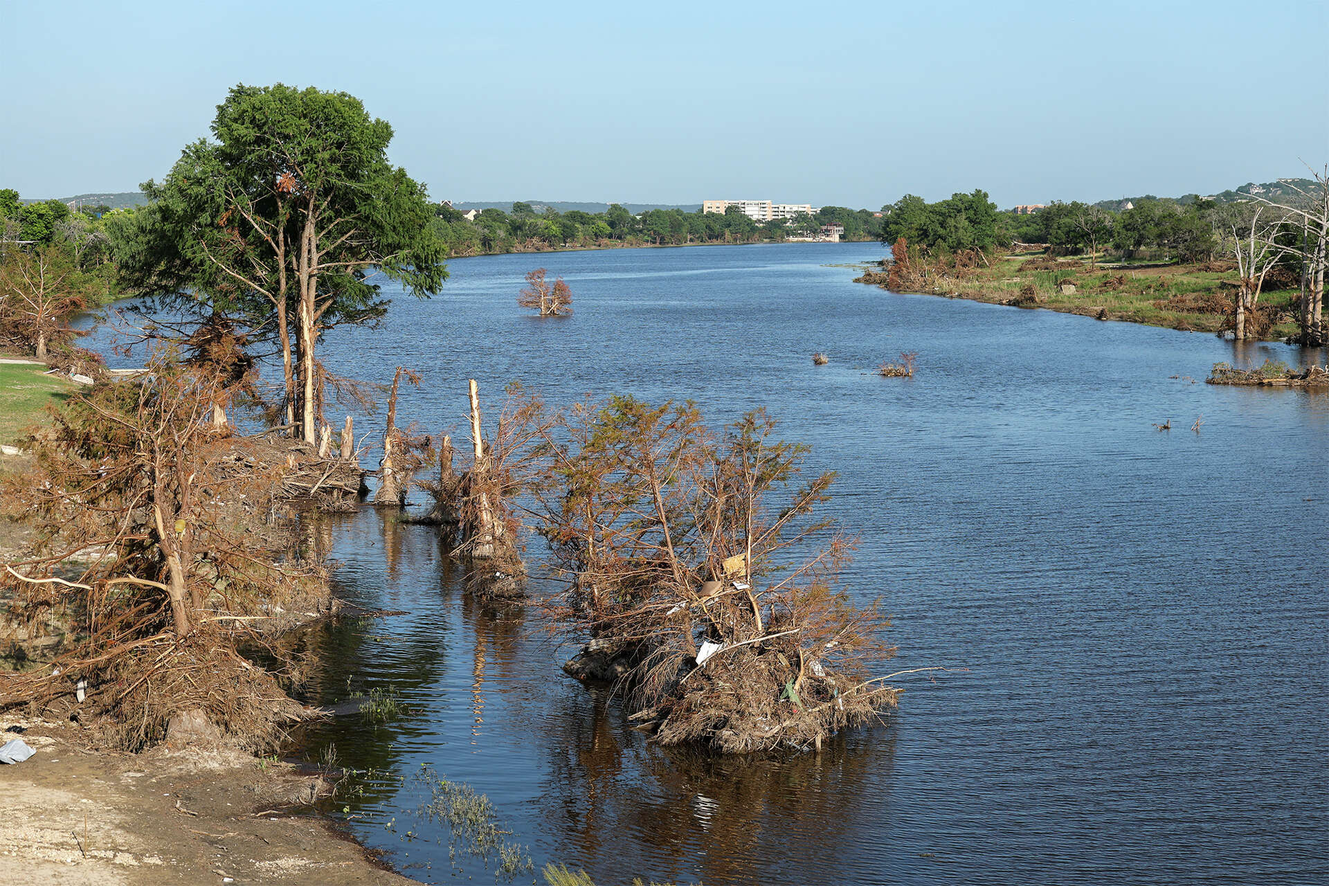 Kerrville won't drain lake as part of search for flood victims