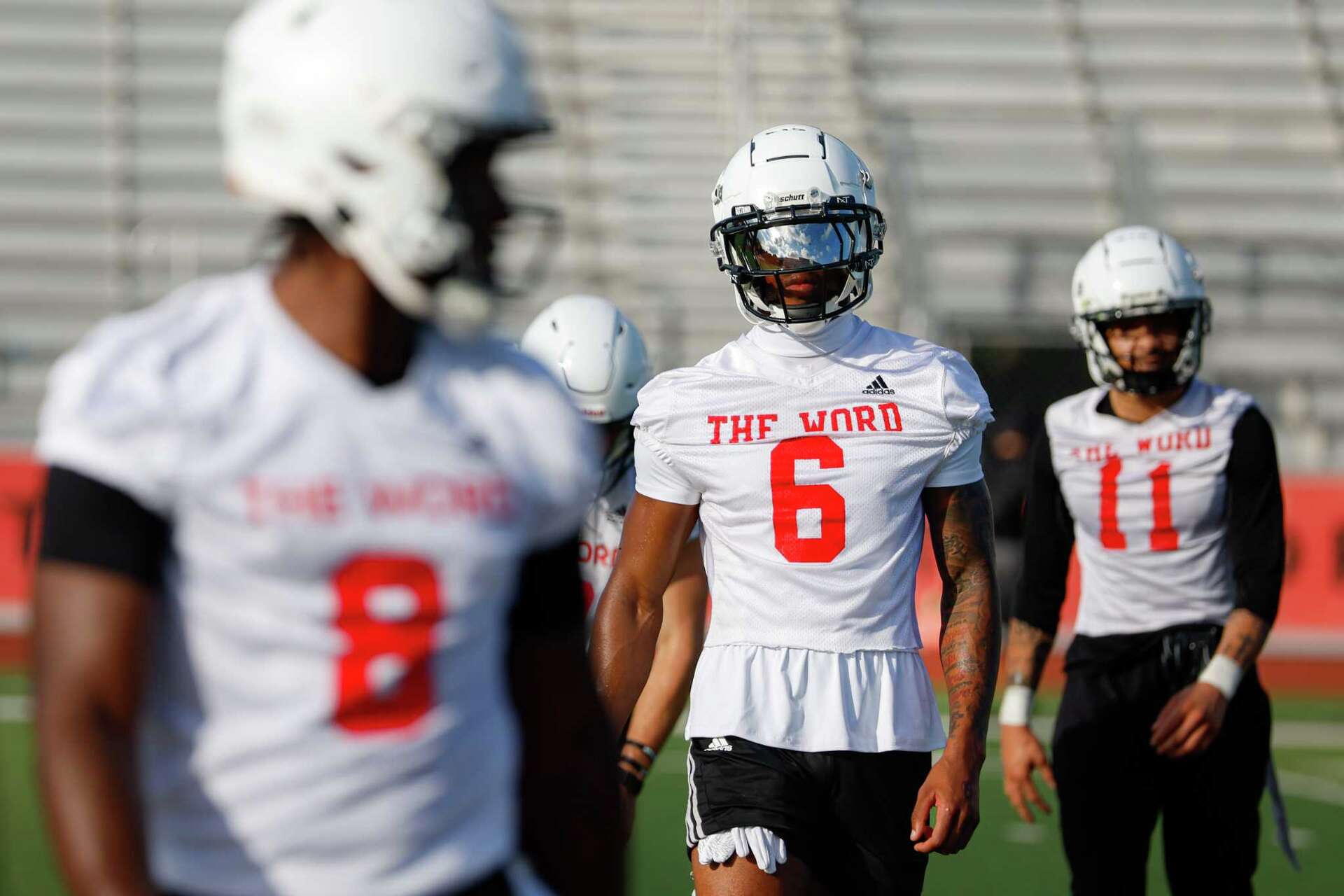Jalen Walthall bucks transfer trend, sticking with UIW