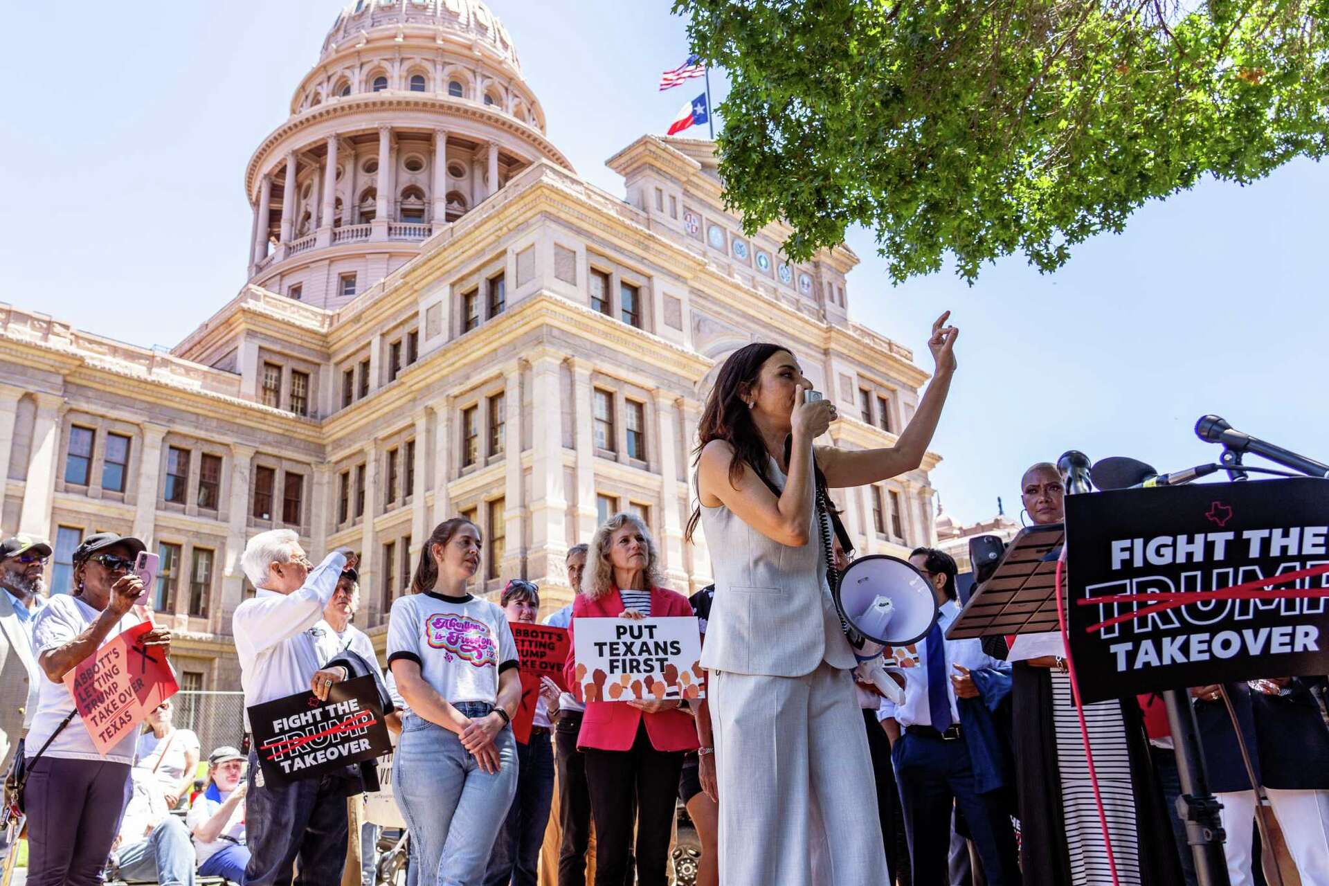 Redistricting Texas: Why Trump is pushing Republicans to redraw maps