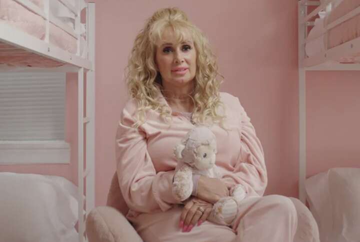 Tonia Haddix jailed for hiding chimp, violating bond in PETA case