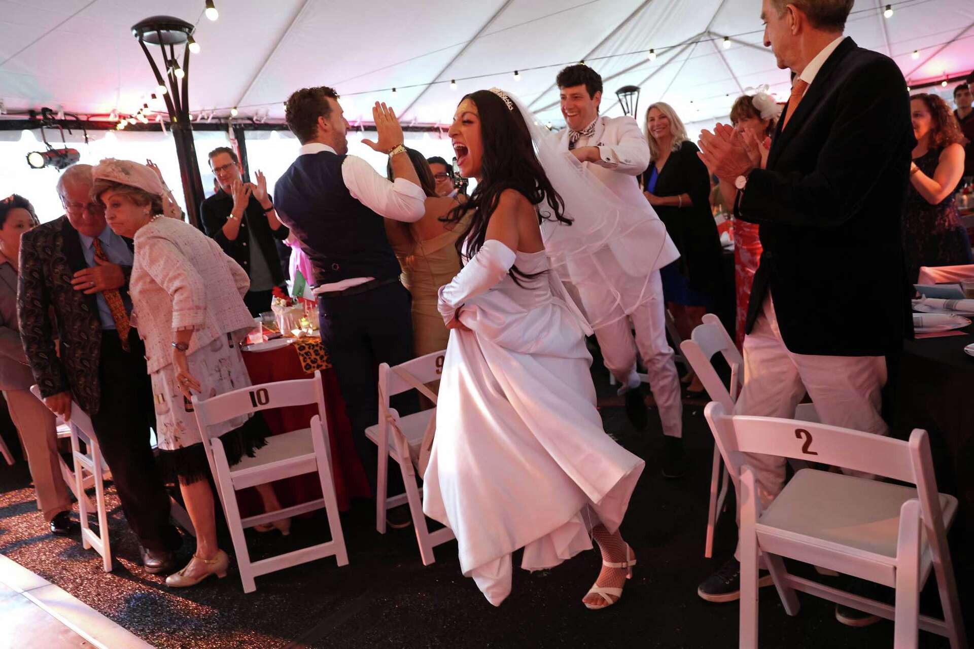 ‘Tony n’ Tina’s Wedding’ proves (some) immersive theater still works