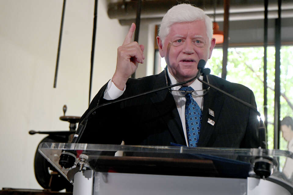 Rep. John Larson announces campaign, setting up showdown with Bronin