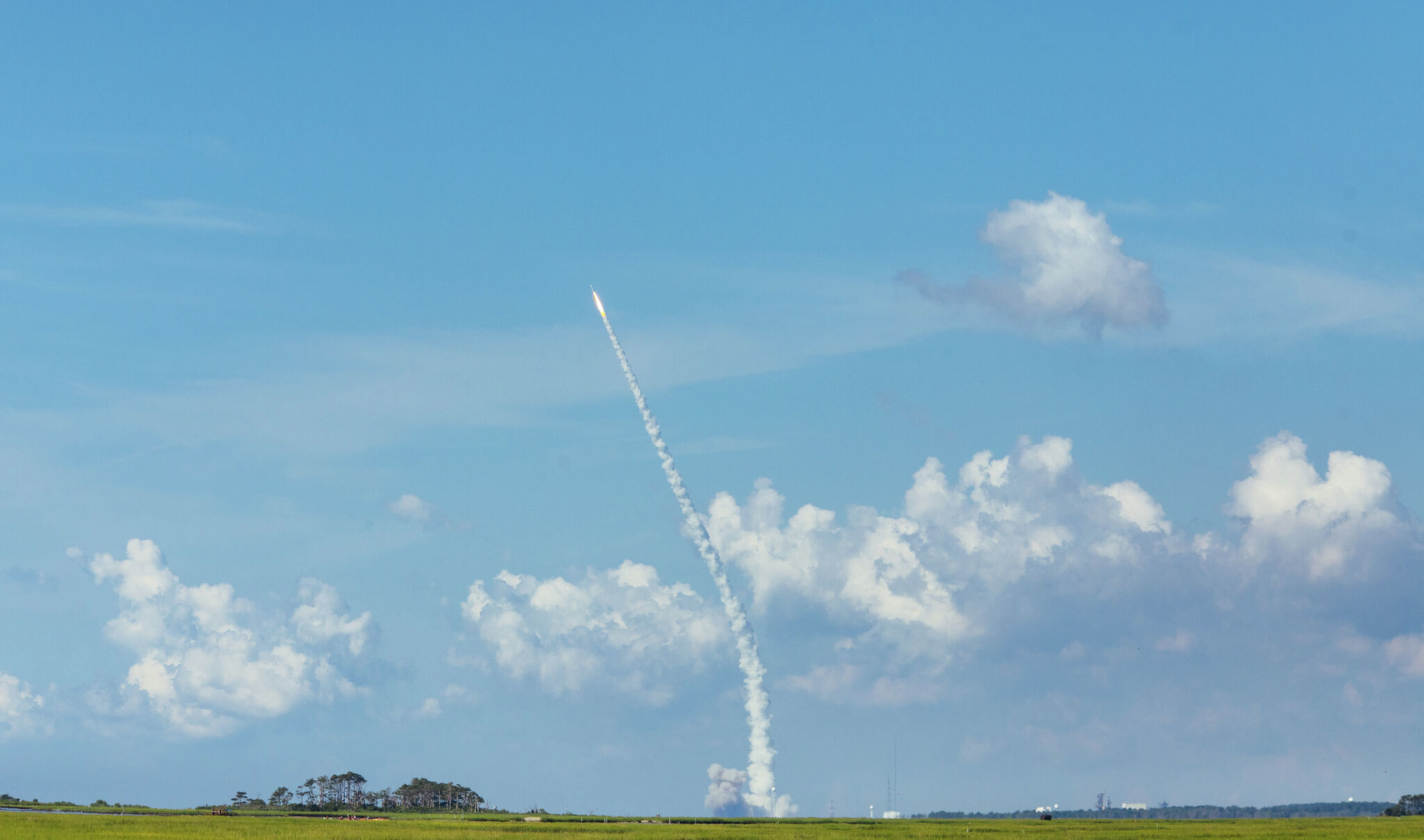 ONEOK completes $4.3B EnLink acquisition, plans Texas LPG terminal