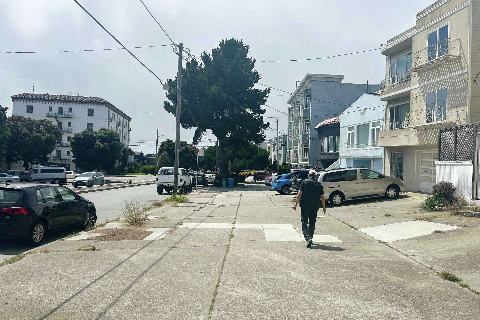 This is the story behind SF's widest sidewalk