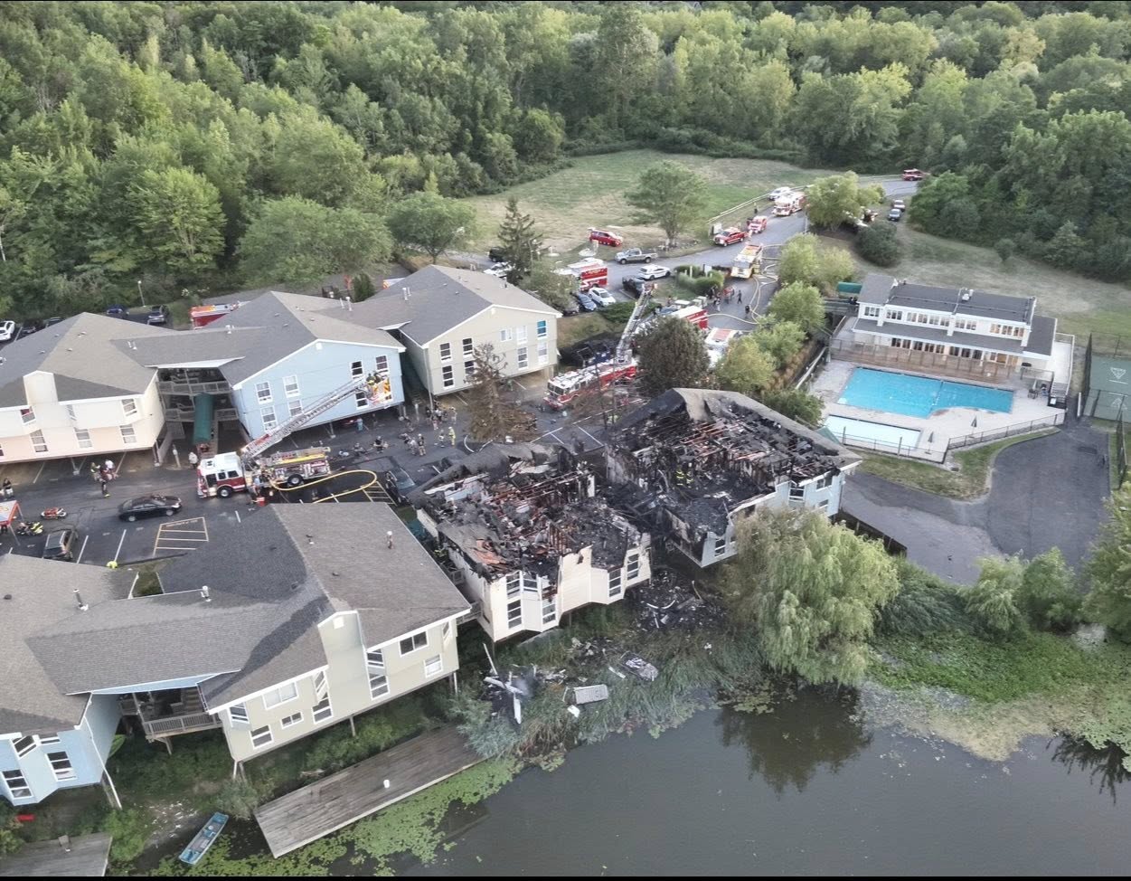 Lakeshore Apartments fire in Port Ewen injures 9