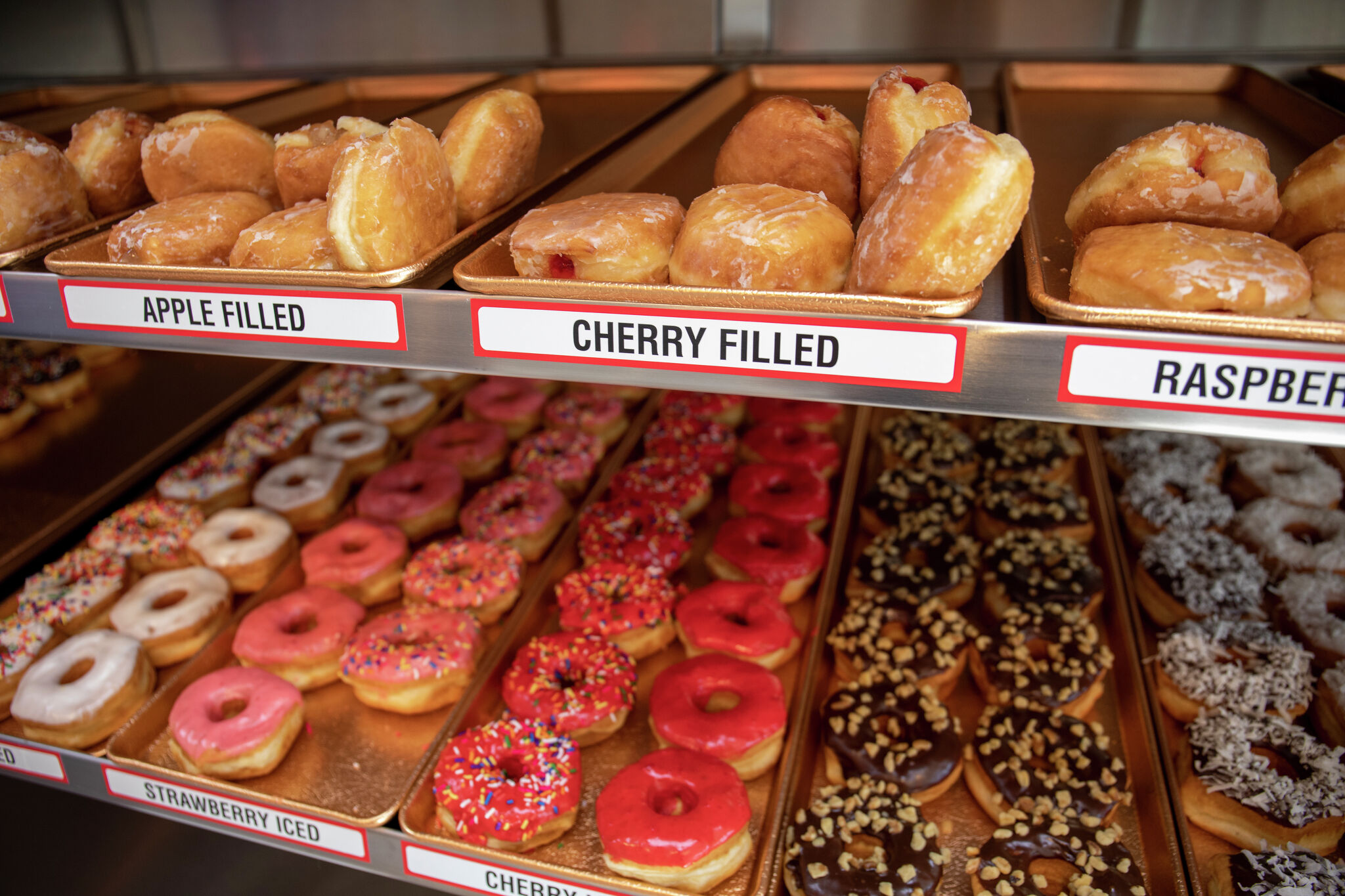 Beloved Texas doughnut chain sold to California firm