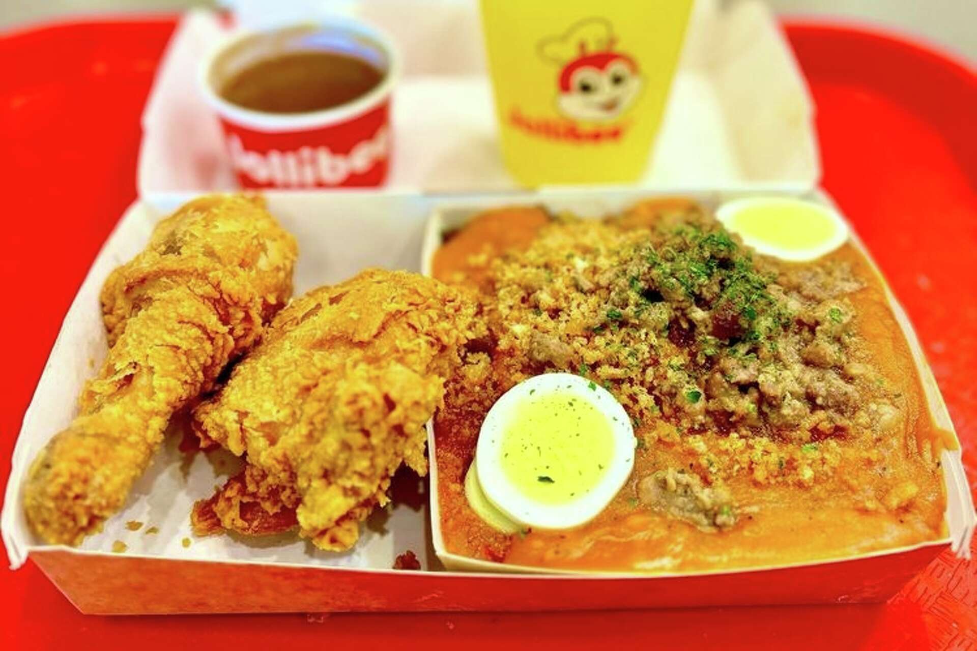 USA Today declares this fast food chain's fried chicken the best in US