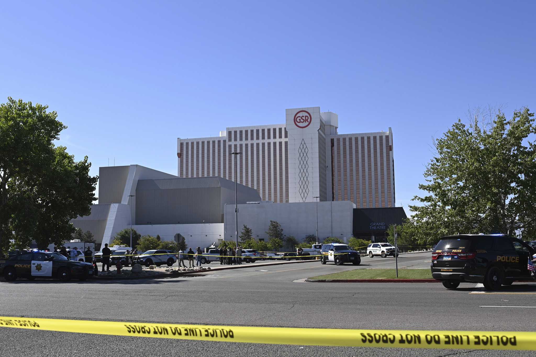 Gunman kills 3, injures 3 in mass shooting at Reno resort
