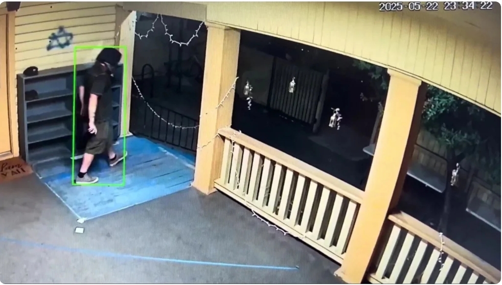 Texas mosques call for increased security after vandalism reports