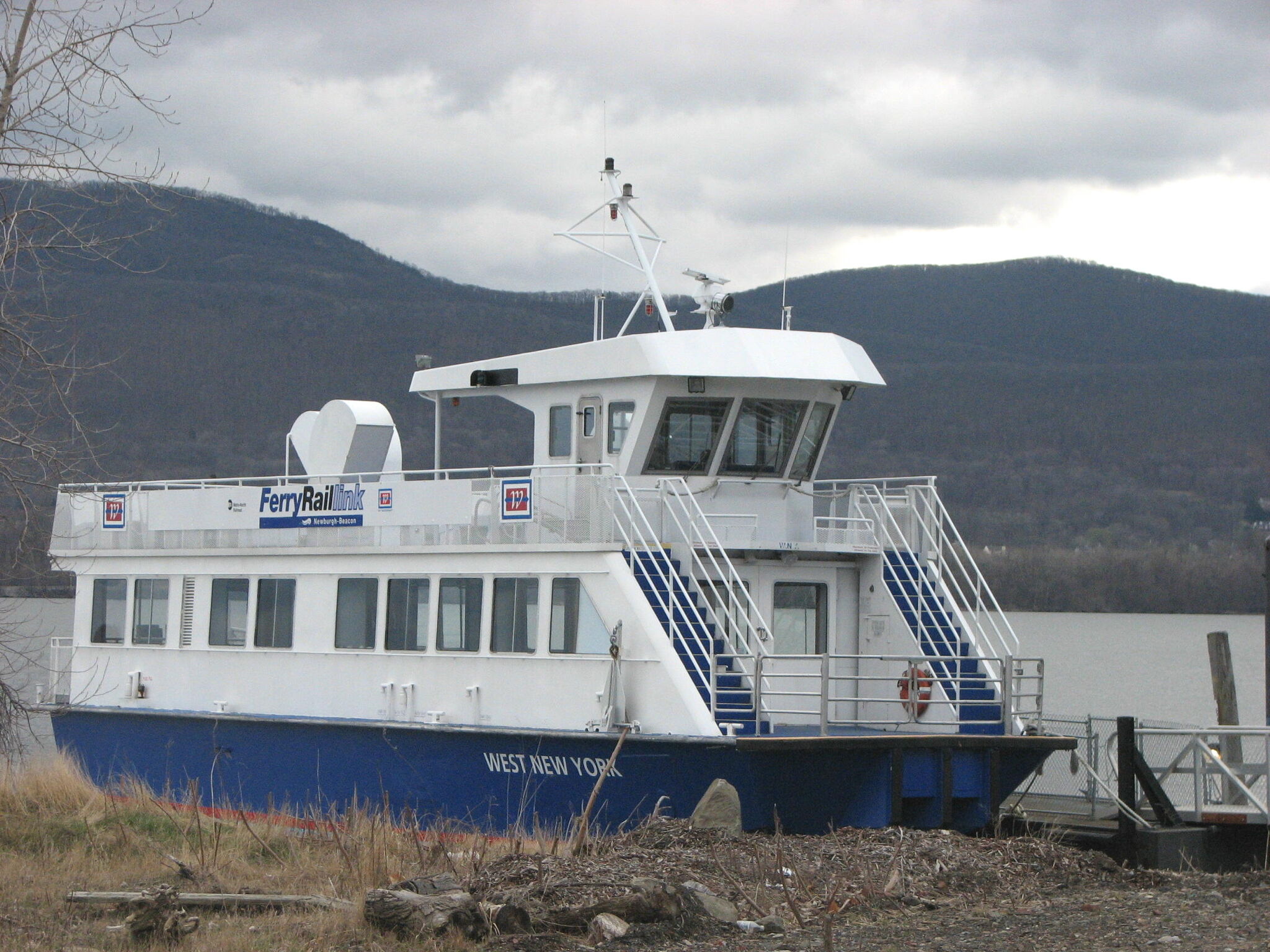 Newburgh-Beacon Ferry, commuting discussed by Orange MTA board rep