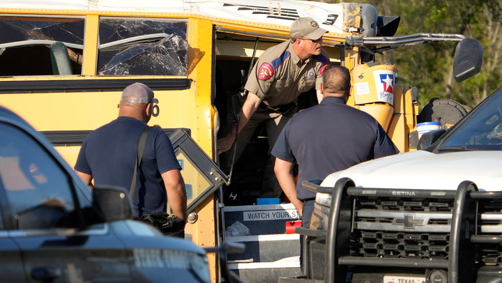 Watch intense moments from the Tom Green Elementary School bus crash ...