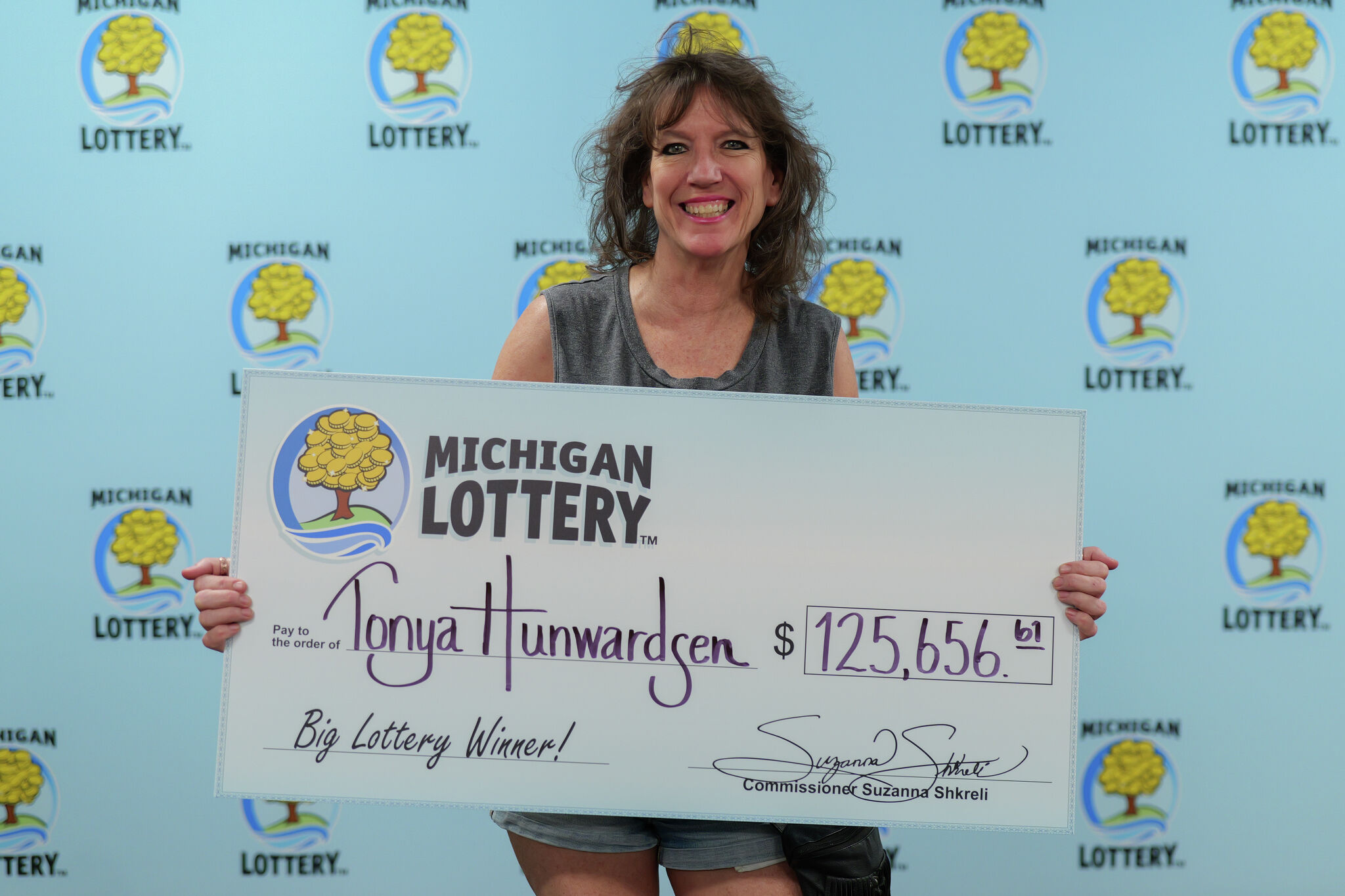 Michigan woman says she's 'living the dream' after lottery win