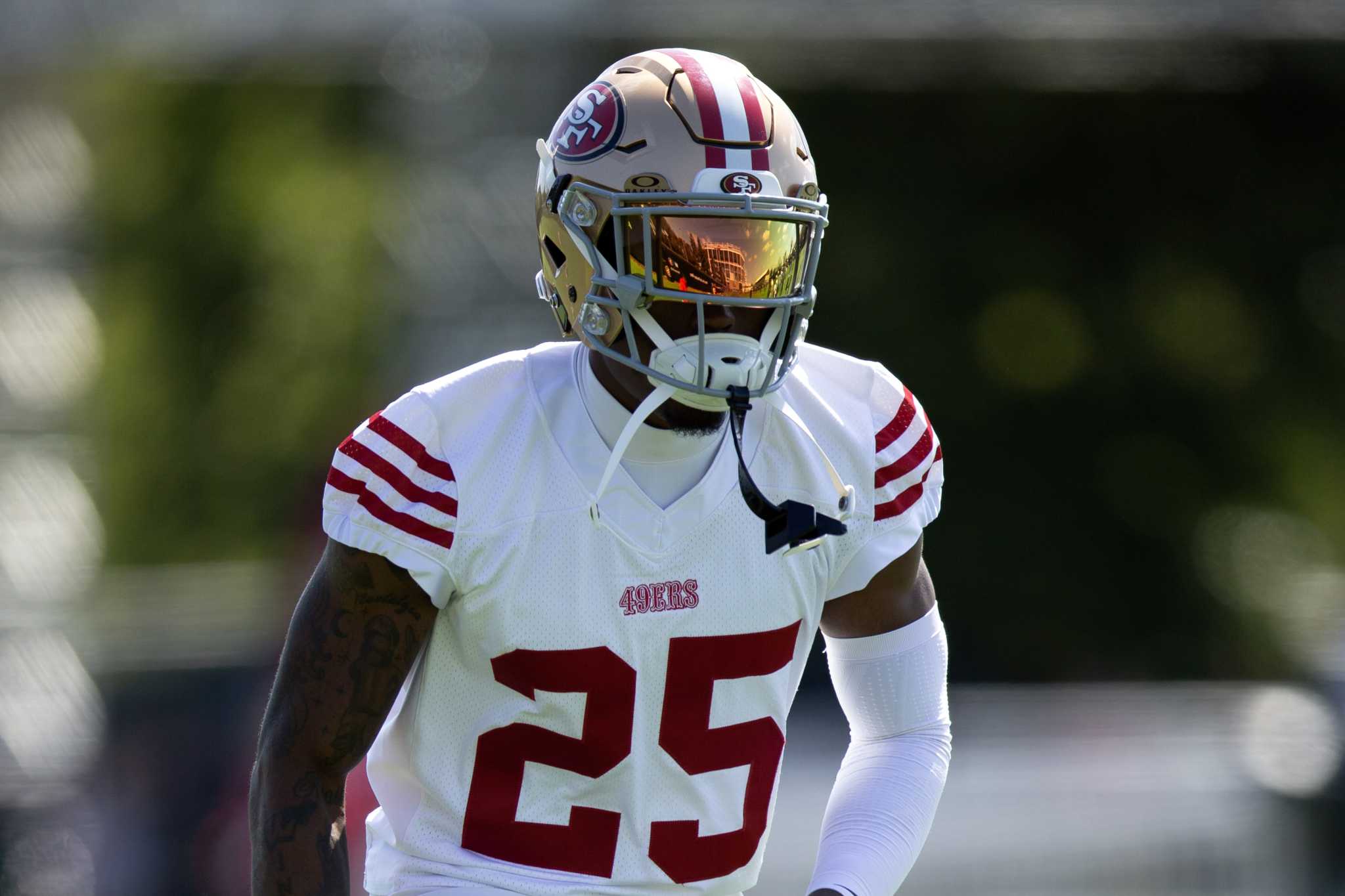 How did 49ers’ Jason Pinnock get his stuff together after being cut?