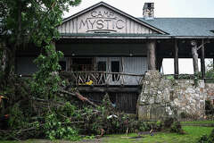 Texas police: Woman posed as Camp Mystic dad for donations
