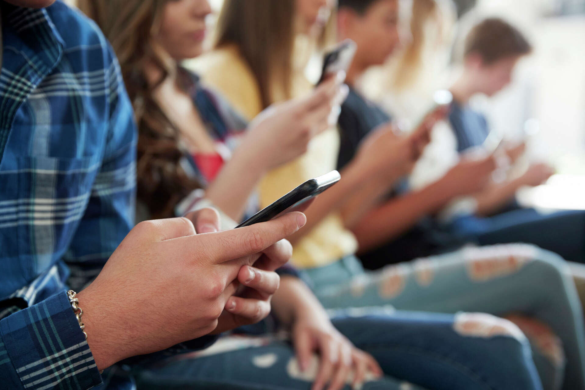 New Texas laws impacting back-to-school includes cellphone ban