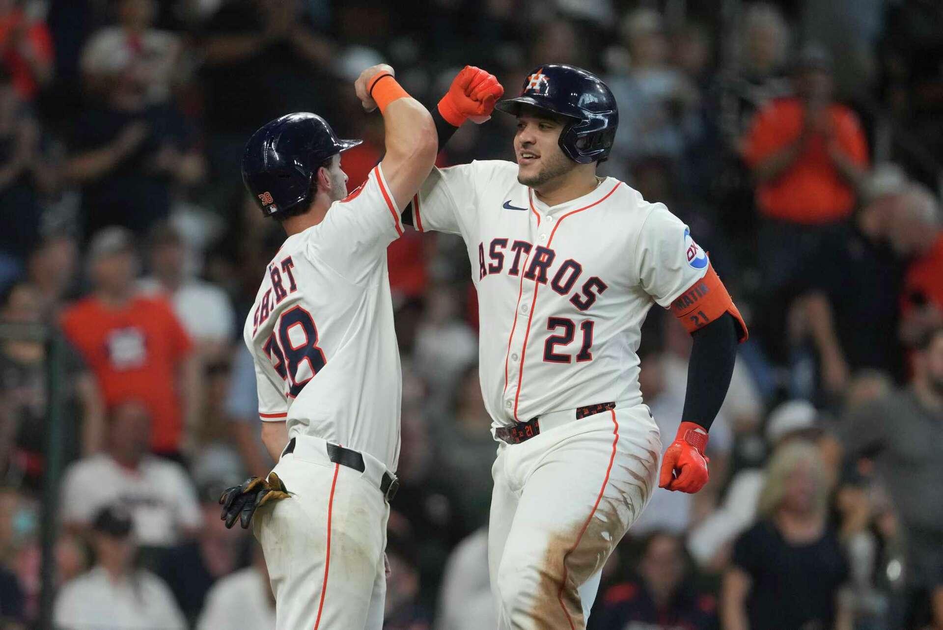 Houston Astros get four hits from Jose Altuve to beat Nationals