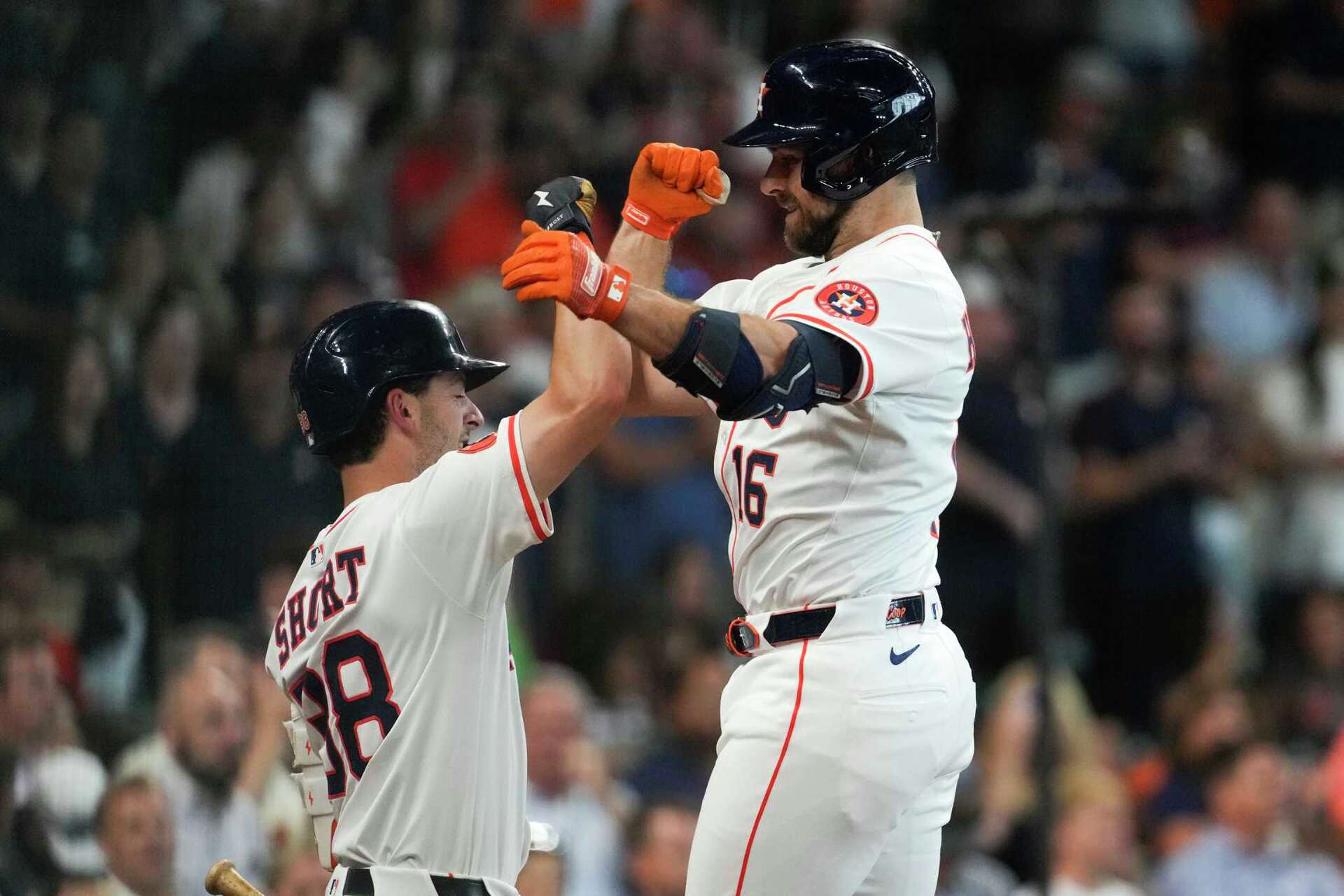 Houston Astros get four hits from Jose Altuve to beat Nationals