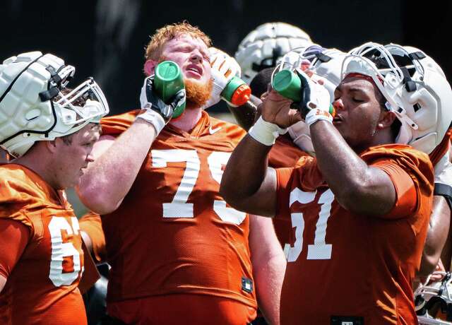 Andre Cojoe may be out for Texas football season with knee injury