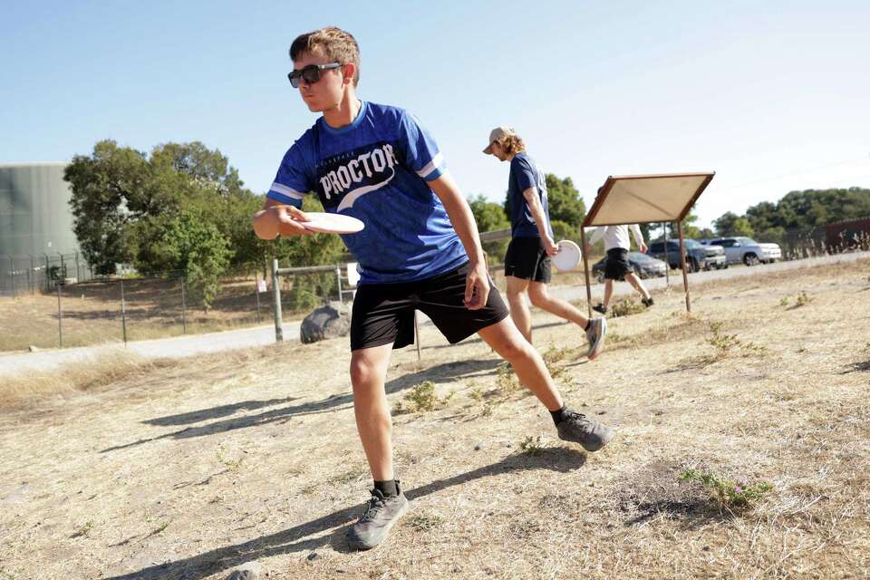 How disc golf grew from California counterculture to touring pro sport