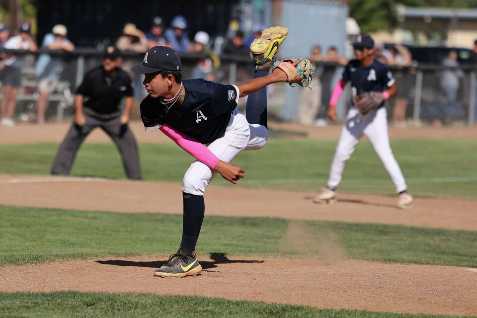 'We're huge and people see it': Bay Area team makes Little League run