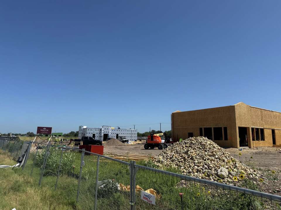Sprawling San Antonio development lands major Texas chain