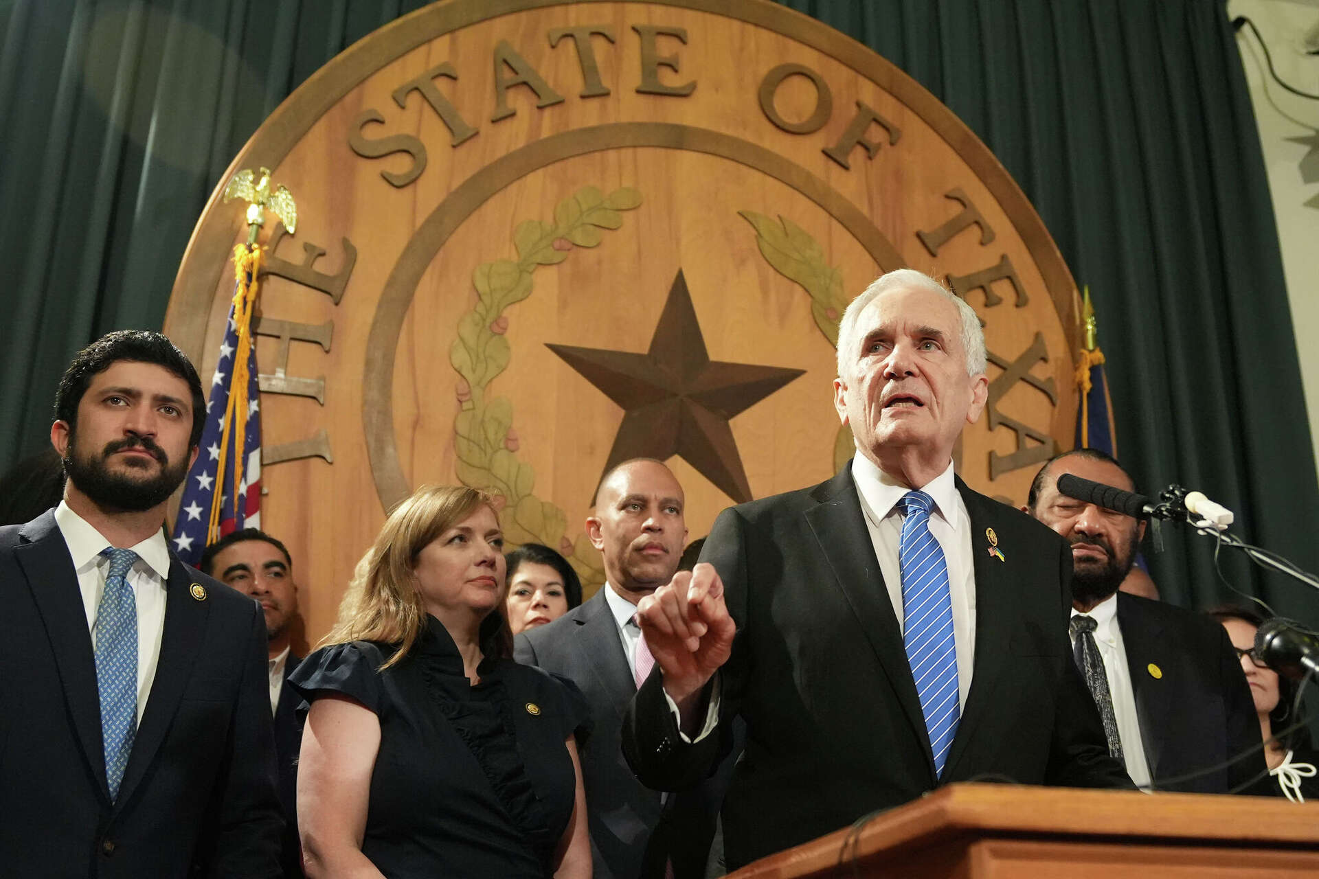 Doggett and Casar's united front begins to fray amid redistricting