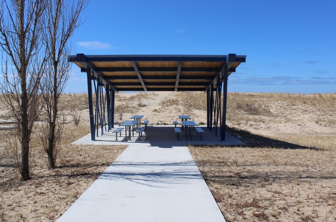 DAILY OUTLOOK: Lake Michigan beach conditions for swimming