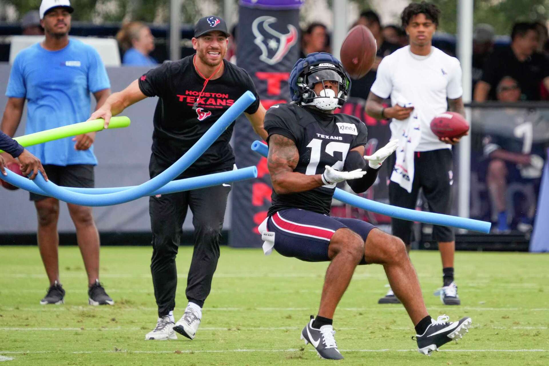 Houston Texans training camp: A dominant day for defense