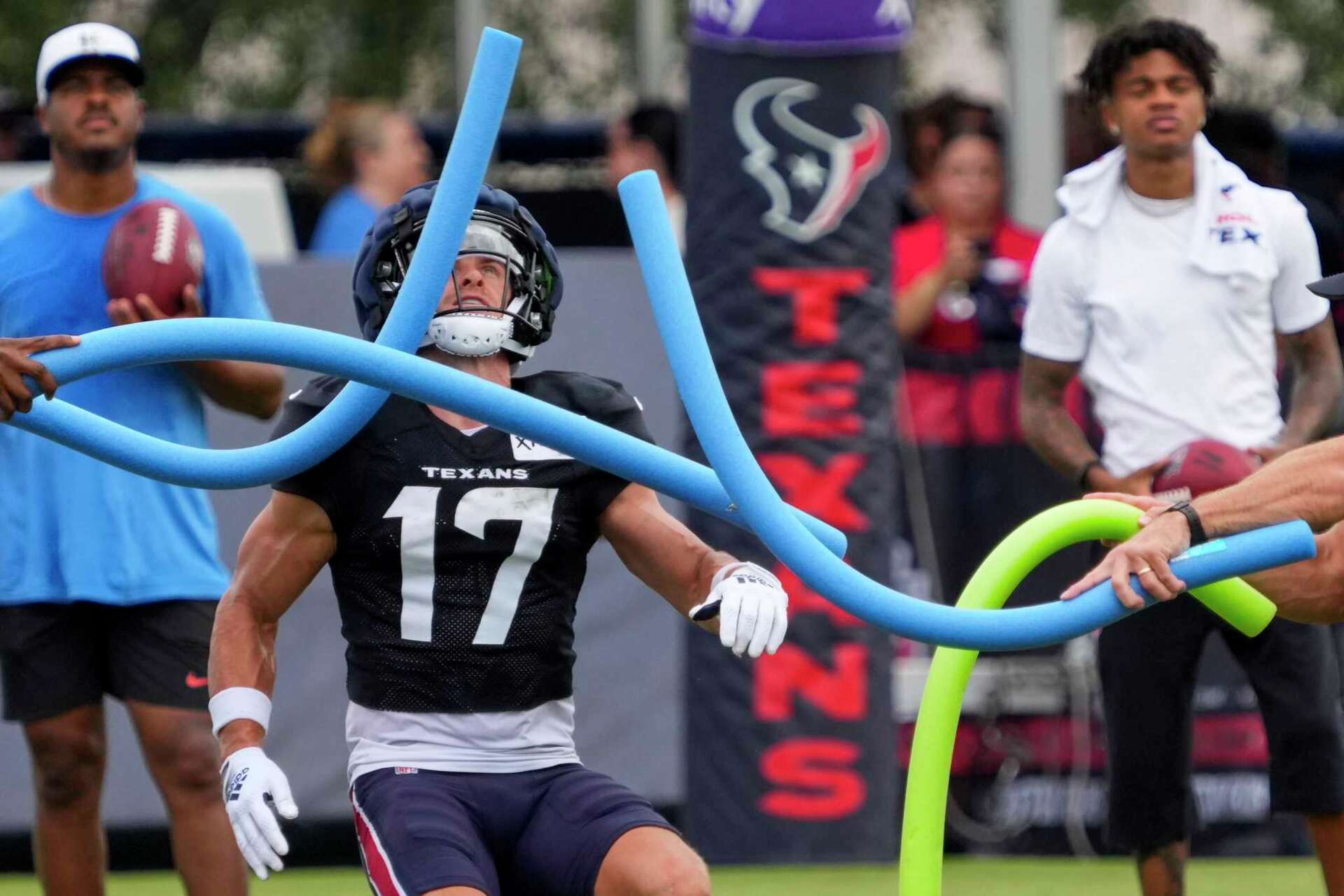 Houston Texans training camp: A dominant day for defense