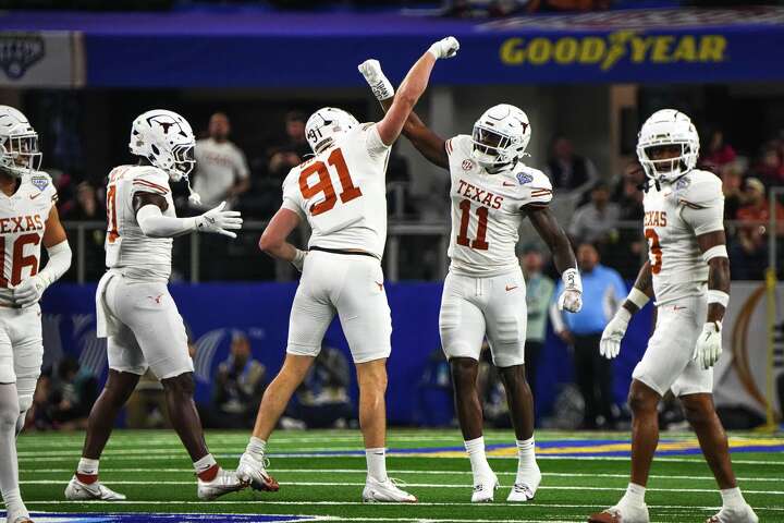 Colin Simmons: Texas football edge ready to rush at school sack record