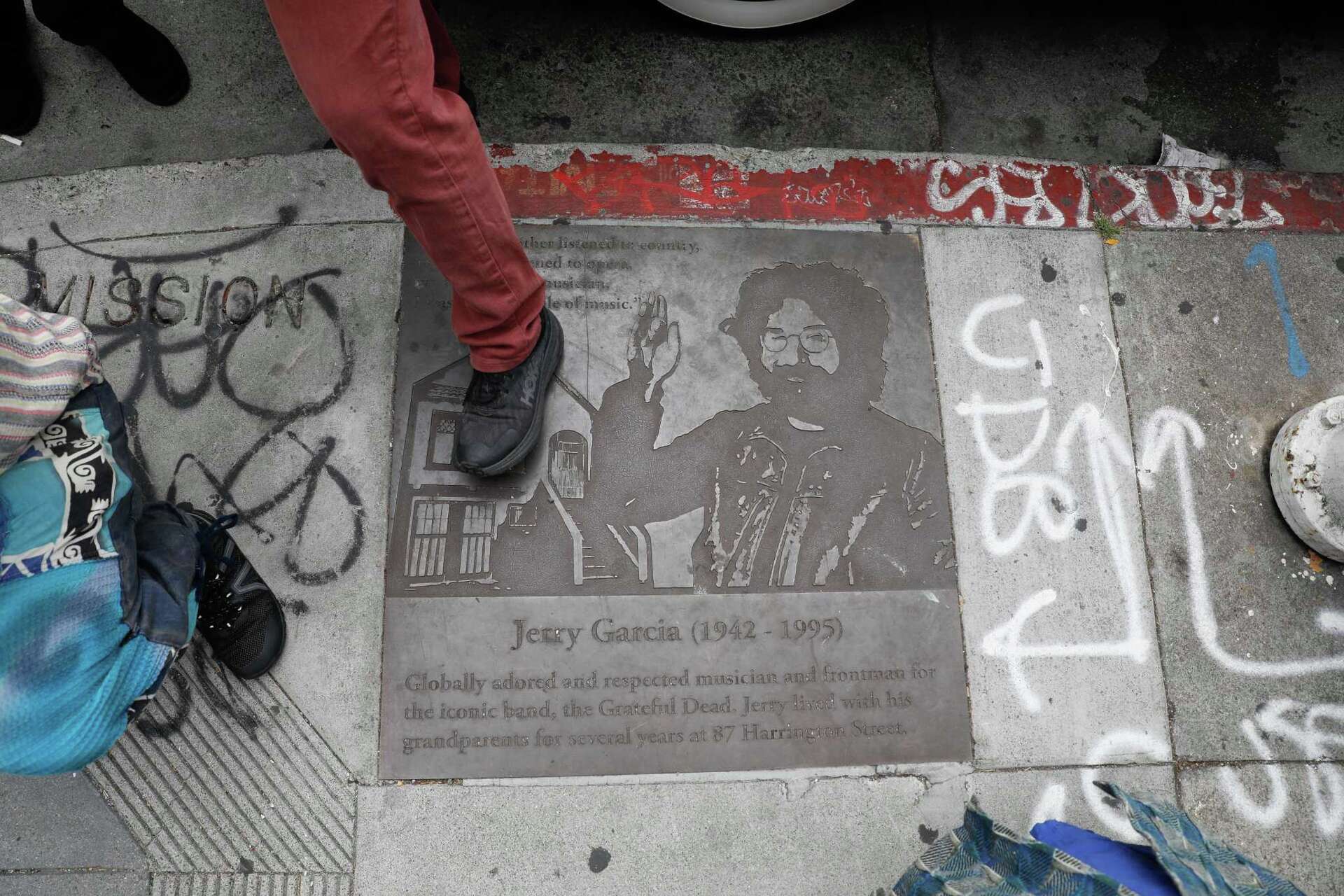 Grateful Dead’s Jerry Garcia gets a street named after him in S.F.