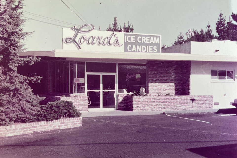 Legendary ice cream shop remains a Bay Area hit after 75 years