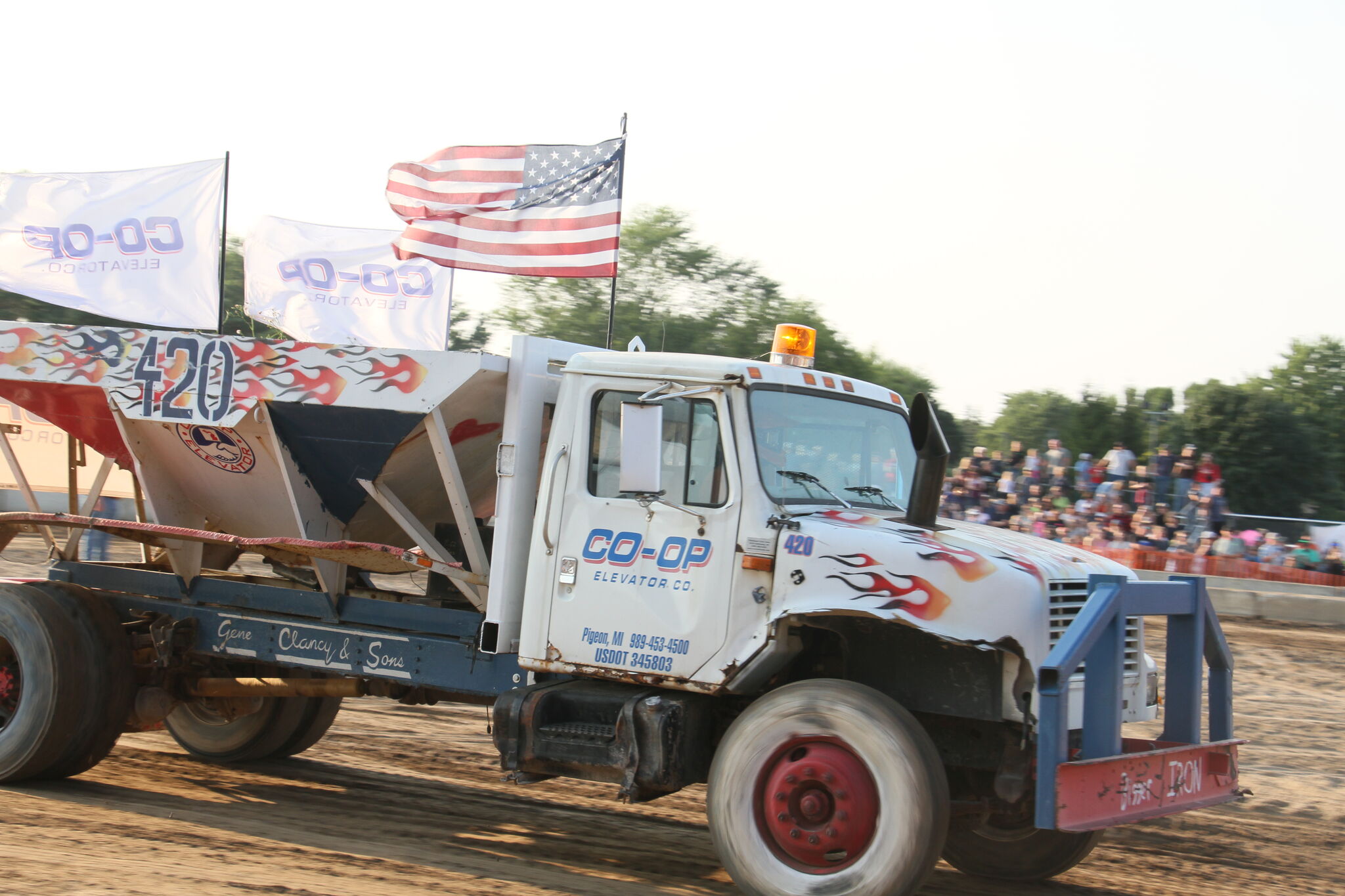 Redneck Truck Racing packs grandstands at Huron Community Fair