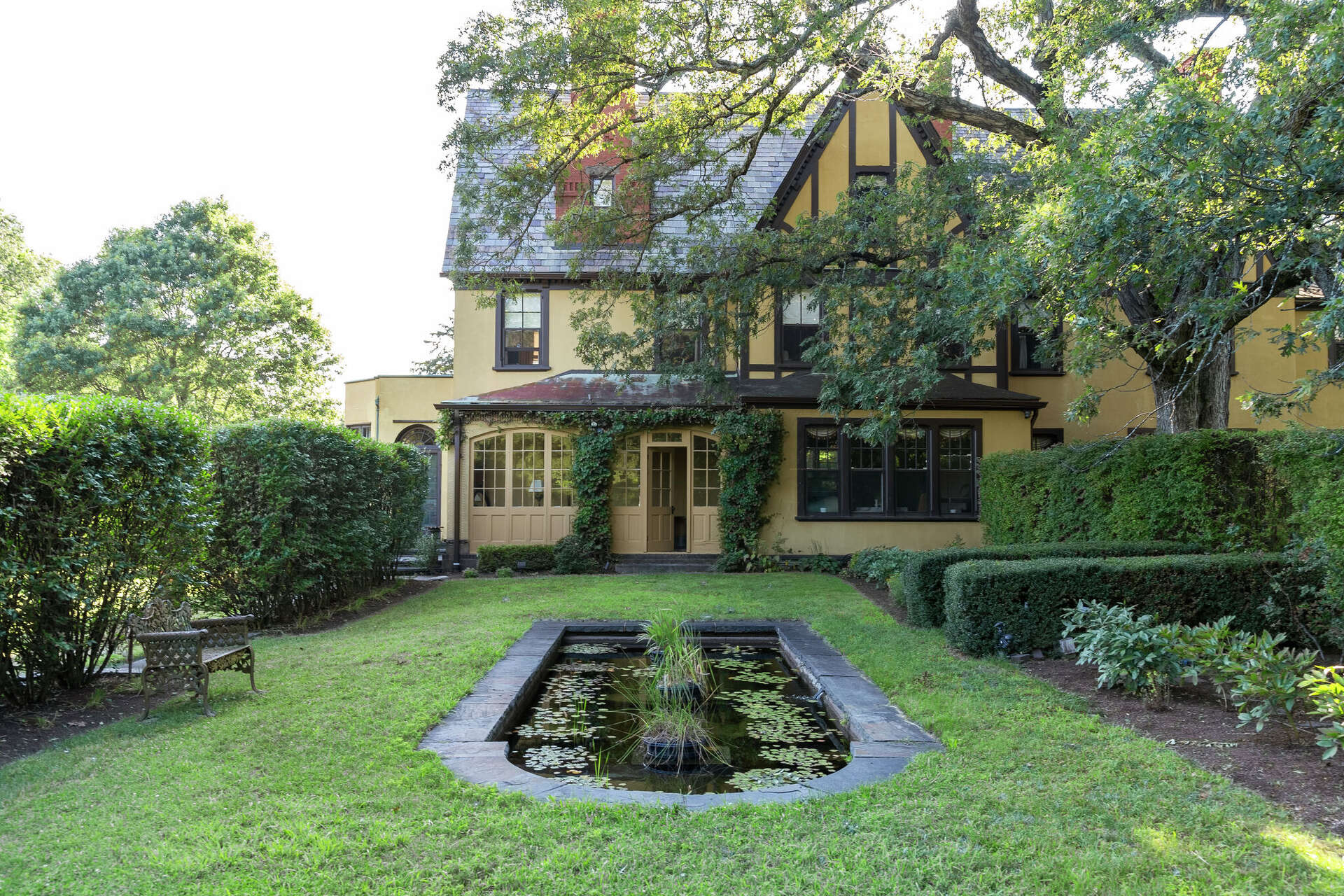 Gilded Age Cheney Mansion in Manchester hits market for $1M