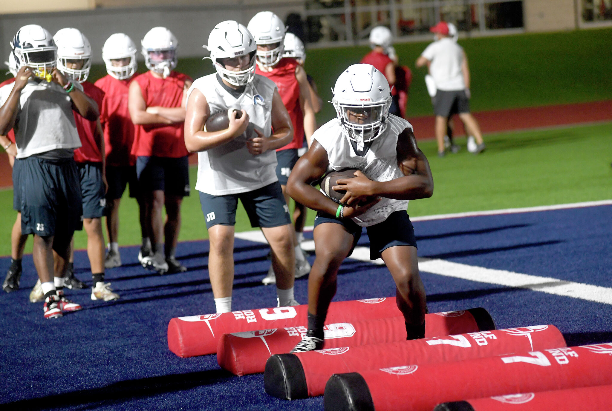 Lamar baseball reaches 30-win mark; Southland standings tighten