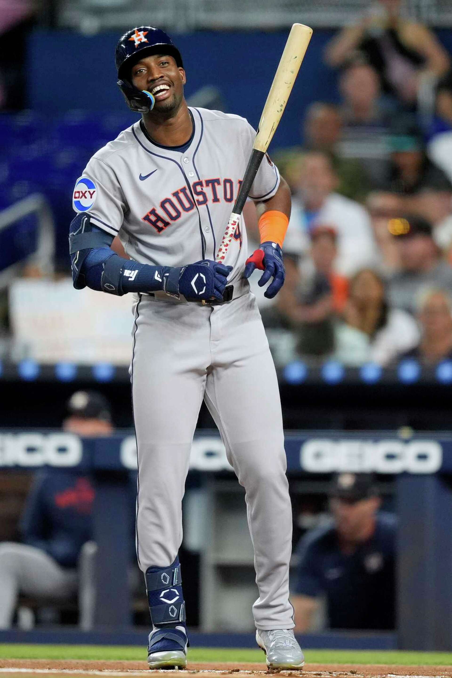 Houston Astros' bats erupt early on their way to rout of Marlins