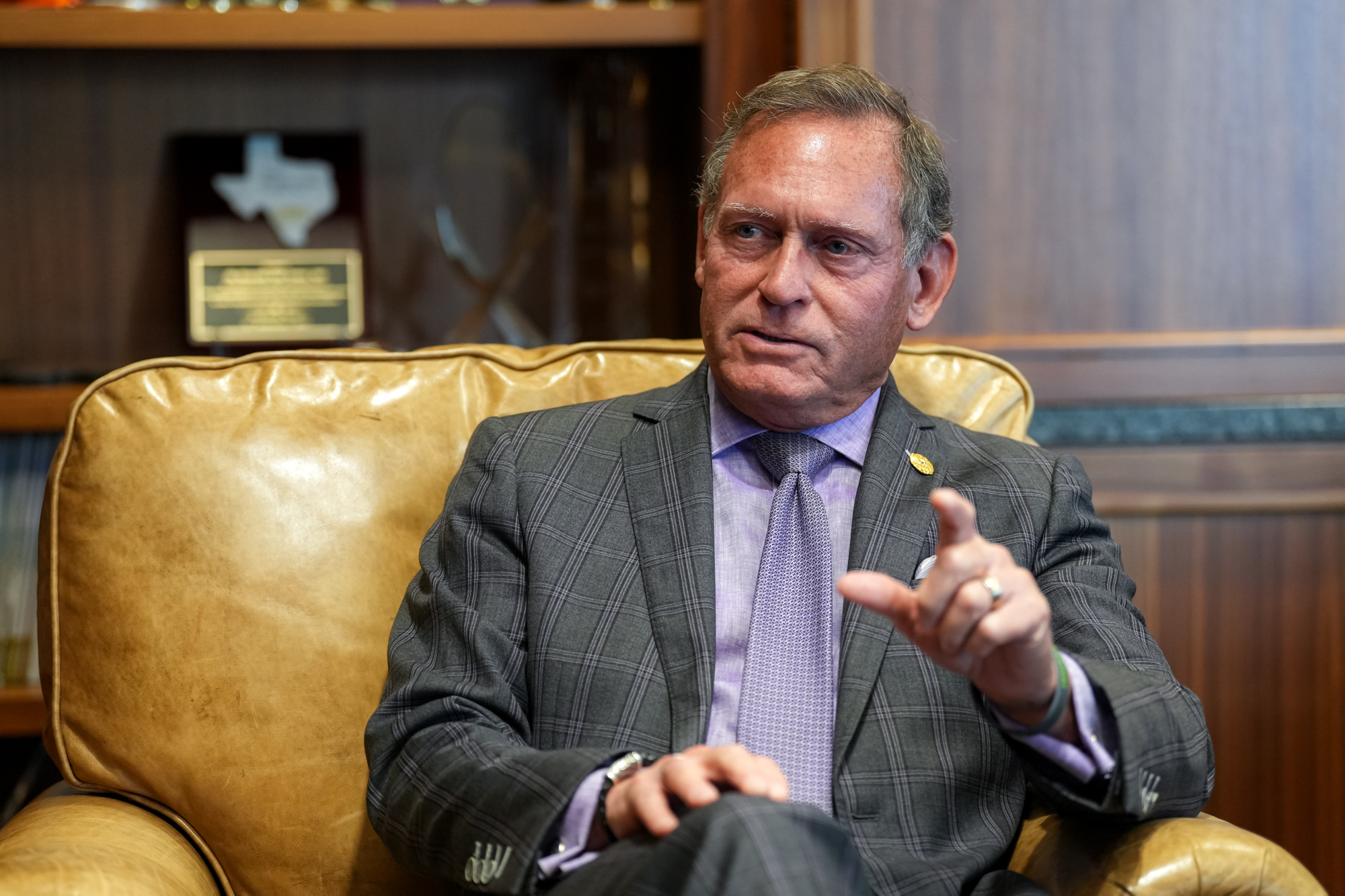 UT System, NASA sign new Space Act agreement