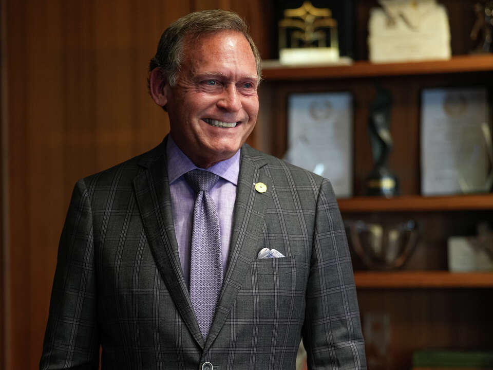 Jim Davis, John Zerwas take UT leadership roles after regents' vote