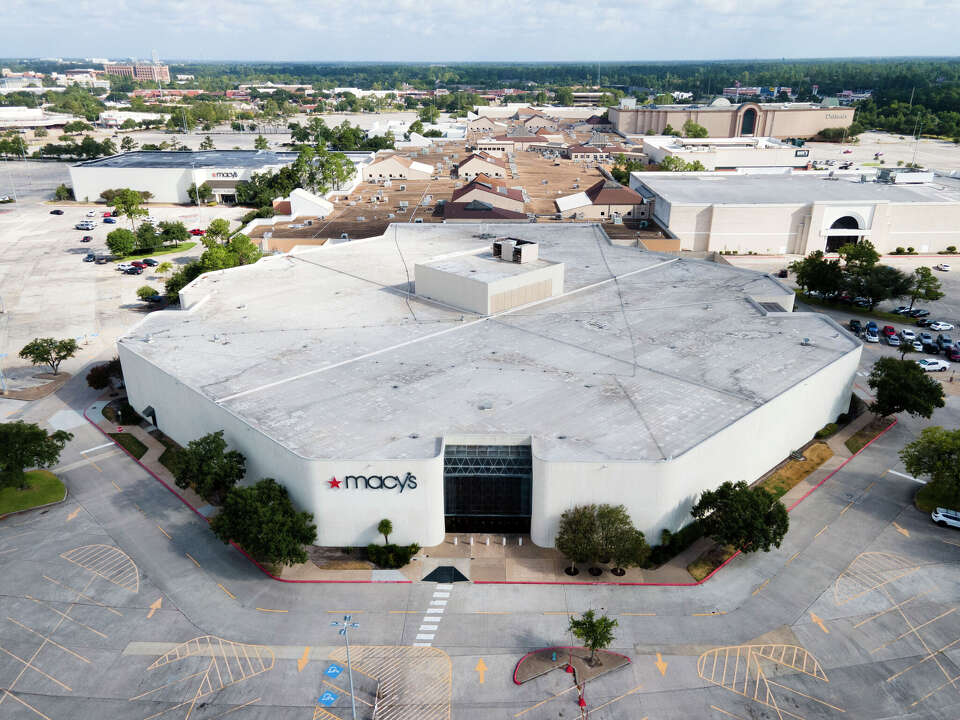 Willowbrook Mall new additions to include Primark, Round1