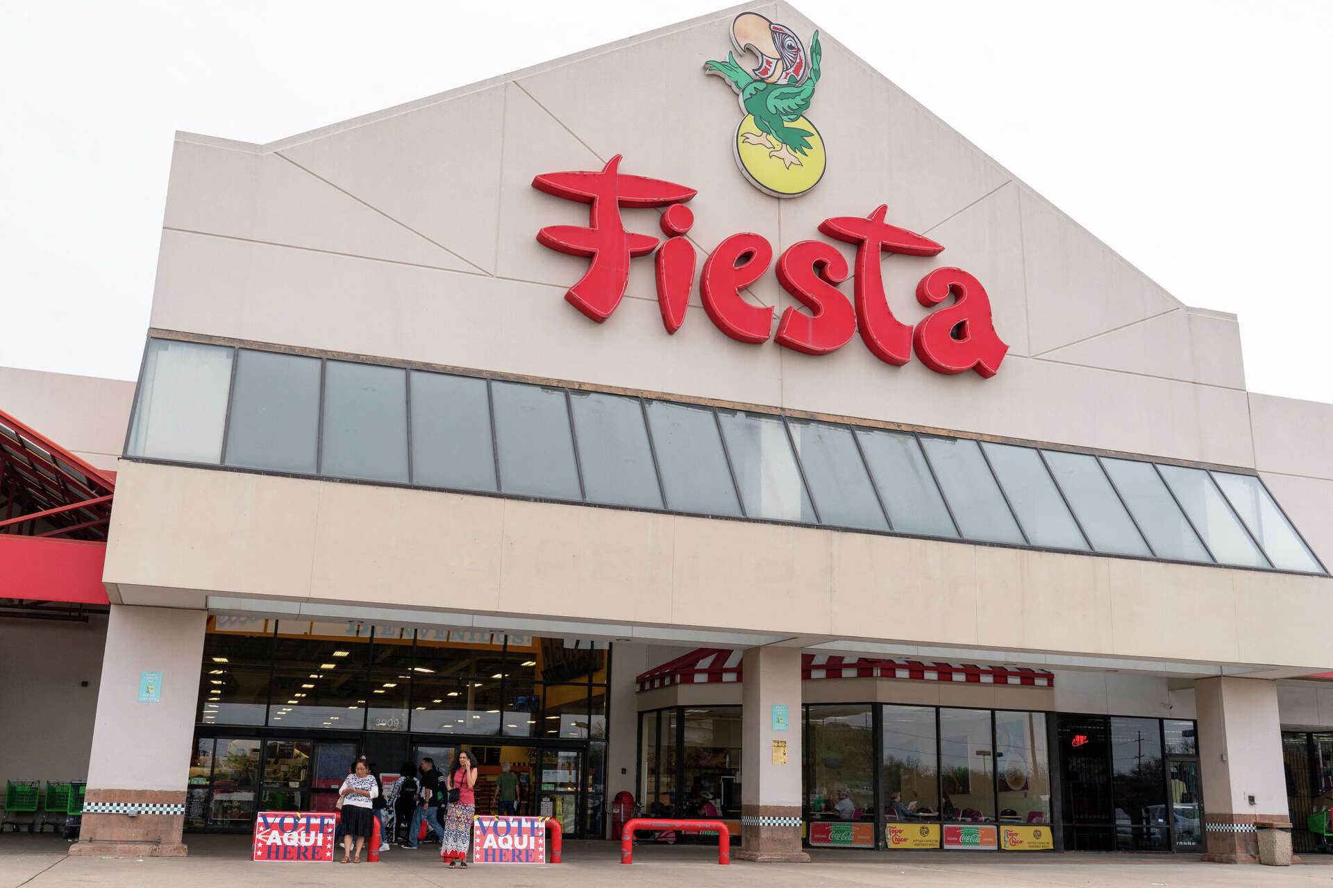 Texas grocer eyeing opening new Houston store