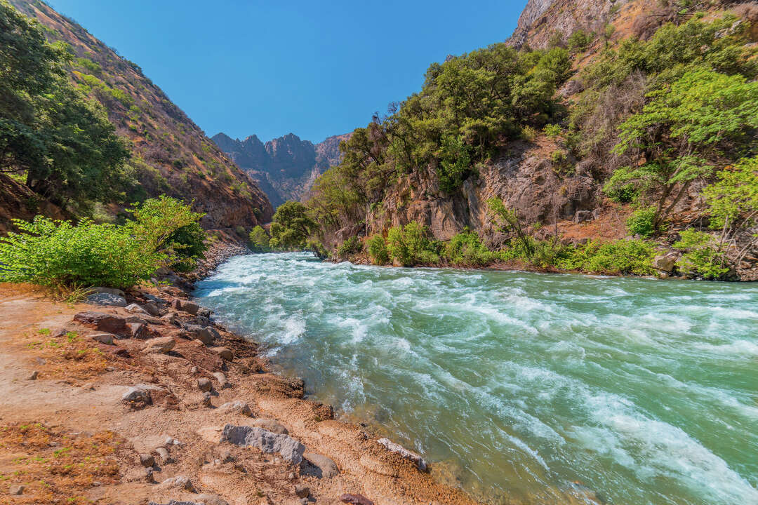 Despite warnings, death toll at California river continues to rise