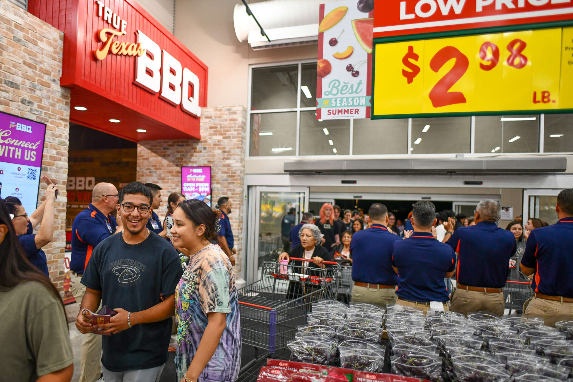 San Antonio Explained: Why do local residents love H-E-B?