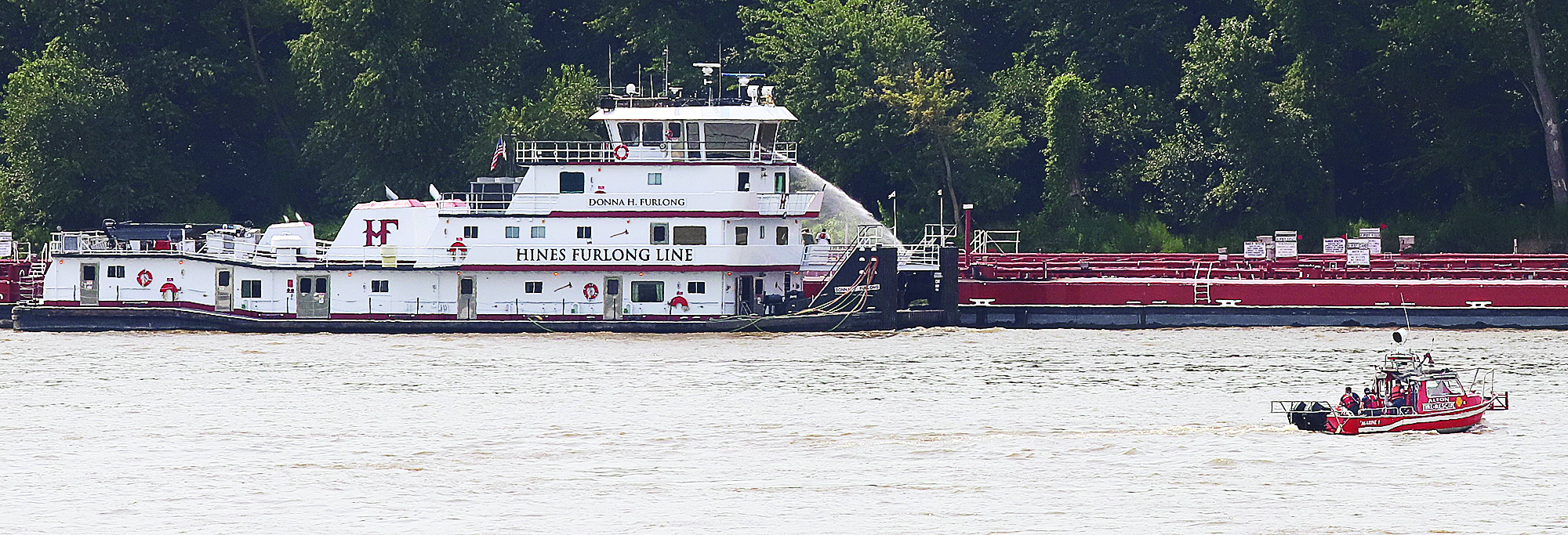Coast Guard responds to fatal helicopter crash on Mississippi River