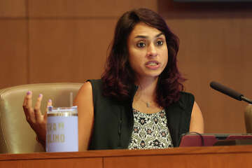 Opinion: A new Spurs arena needs a community benefits agreement